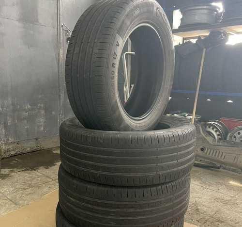 Continental ContiPremiumContact 5 SUV 255/60 R17 99V