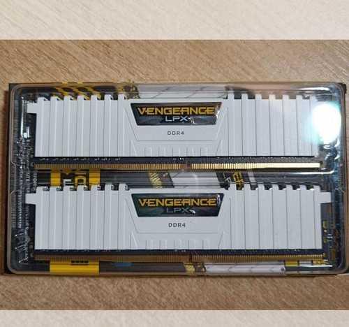 Оперативная память Corsair Vengeance LPX 16гб DDR4