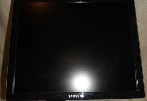 Монитор Samsung SyncMaster 971P