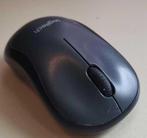 Бесшумная беспроводная мышь logitech M220