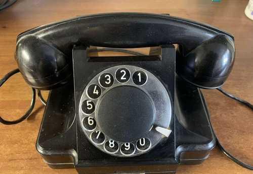 Старый стационарный телефон СССР 1966 год