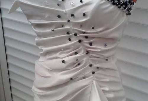 Вечернее платье новое белое
