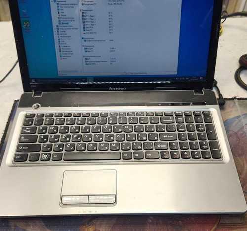 Lenovo Z565 Intel i7 Q740