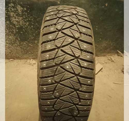 Goodyear Ultragrip 600 215/65 R16