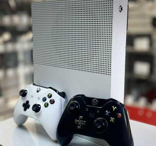 П392 приставка xbox one s 1tb