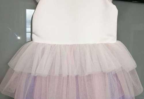 Детское нарядное платье 122 с вырезом на спине