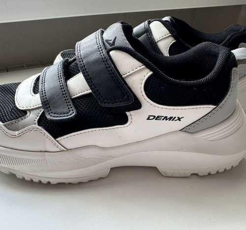 Кроссовки demix легкие 36р