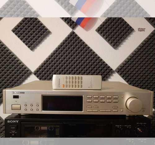 Pioneer F-777 топовый тюнeр, Japаn