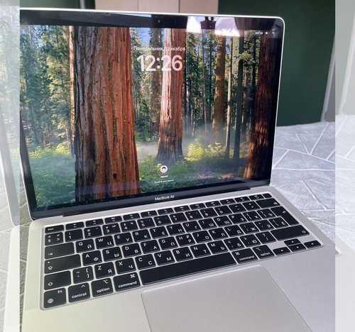 Macbook air 13 2020 m1