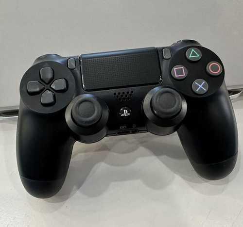 Геймпад sony ps4 dualshock 4 новый с нюансом