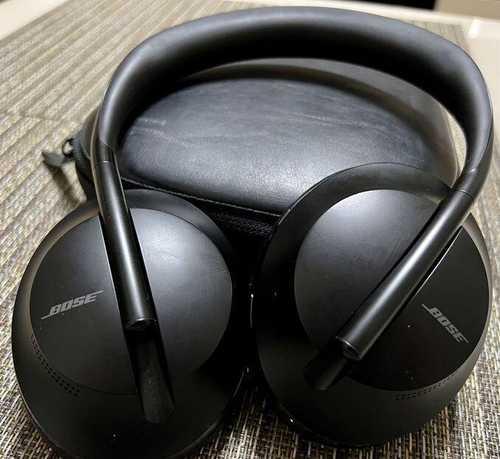 Bose Noise Cancelling Headphones 700