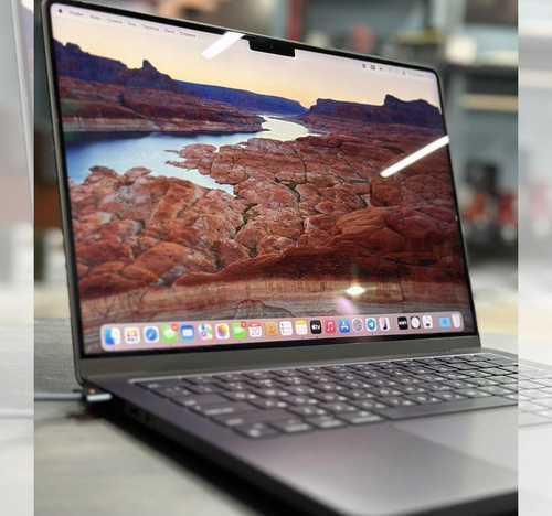 Macbook Pro 14 m3