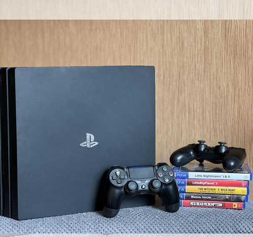 Sony playstation 4 pro 1tb 2 геймпада