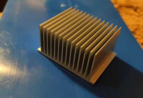 Радиатор алюминиевый для электроники