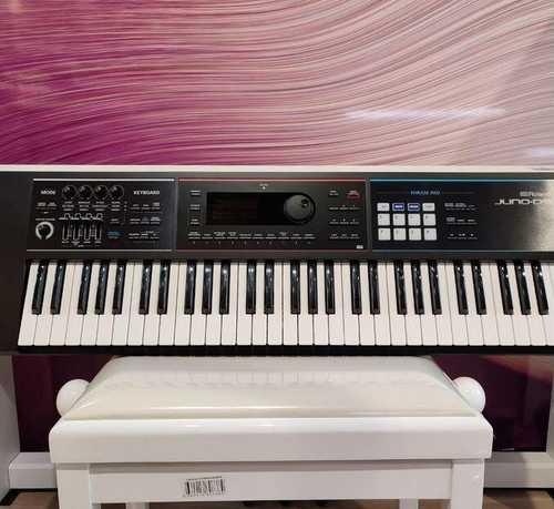 Цифровой синтезатор Roland Juno-DS 61
