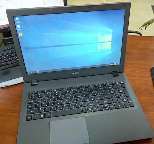 Acer ES-573G Core i5-4210U, 12Gb, GT920M