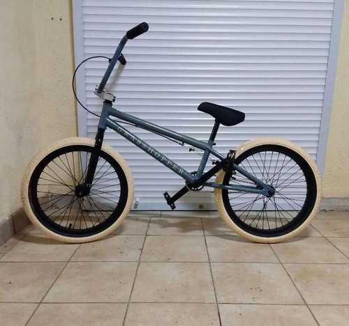 BMX новый Grass hopper