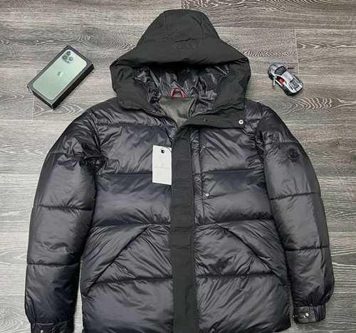 Зимние куртки Moncler