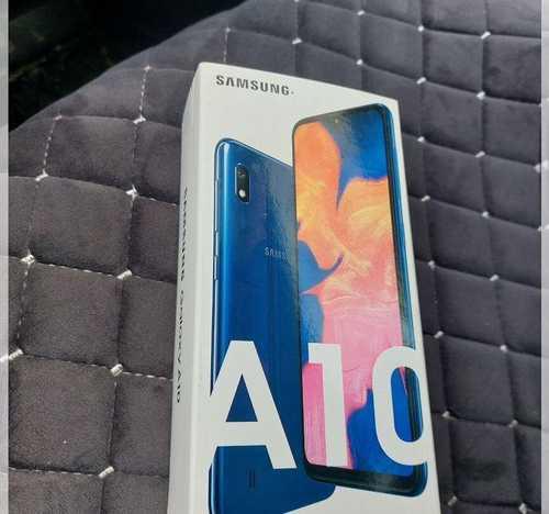 Samsung Galaxy A10, 4/32 ГБ