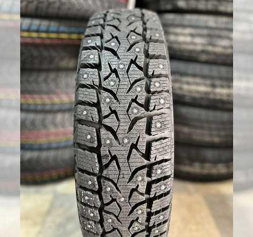 Royal Black Royal Stud II 195/75 R16C