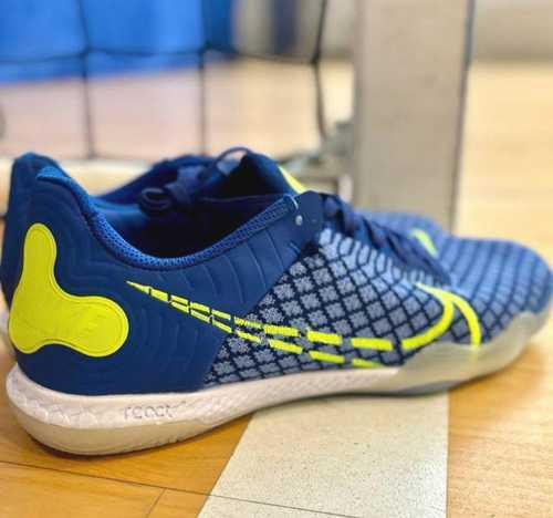 Футзалки Nike React Gato