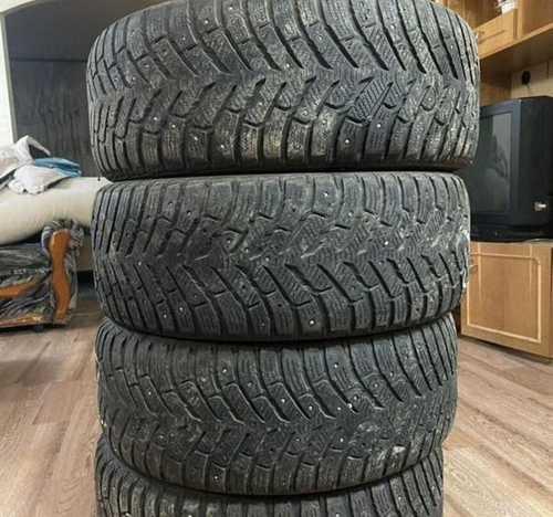 Toyo Observe Ice-Freezer 205/55 R16