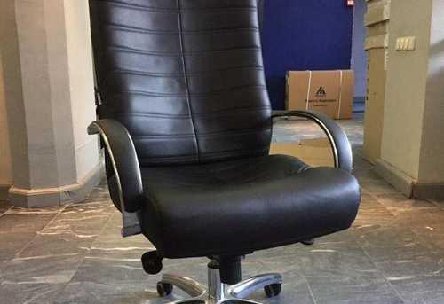 Кресло компьютерное для руководителя (офисное)