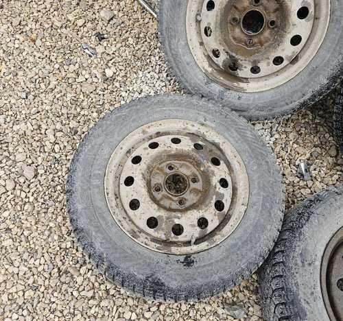 205/65 R15 Gislaved Nord Frost 200 Зима Штампованн