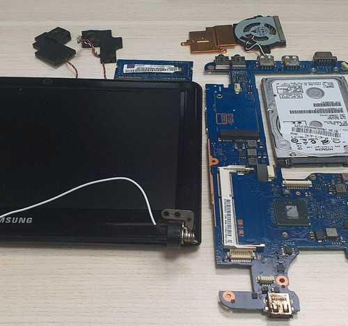 Запчасти нетбука Samsung NC 110