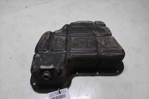 Поддон двигателя Mitsubishi Diamante F34A 6A13