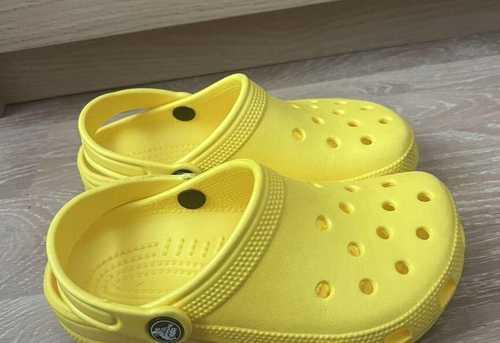 Crocs j1