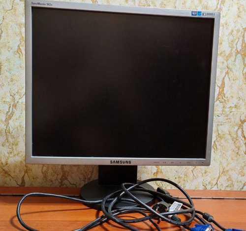 Монитор Samsung SyncMaster 943n 19"