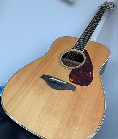 Yamaha FG 730