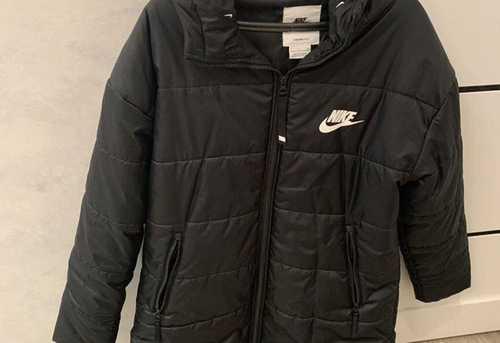Пальто женское Nike