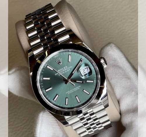 Часы Rolex Datejust Green 41 Jubille