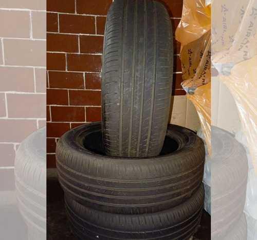 Goodyear EfficientGrip Performance SUV 225/55 R19