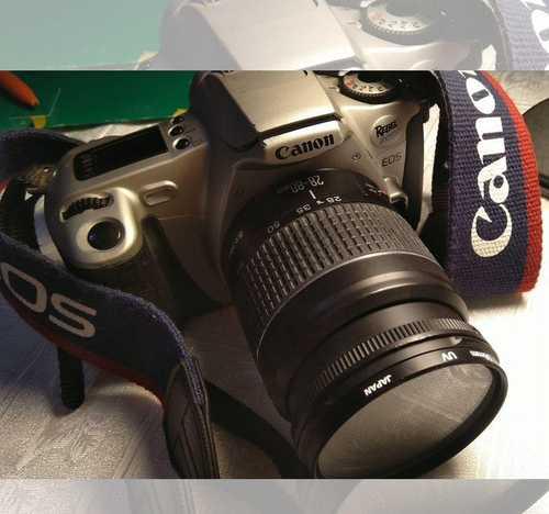 Canon rebel 2000 с объективом 28-80 и ремень