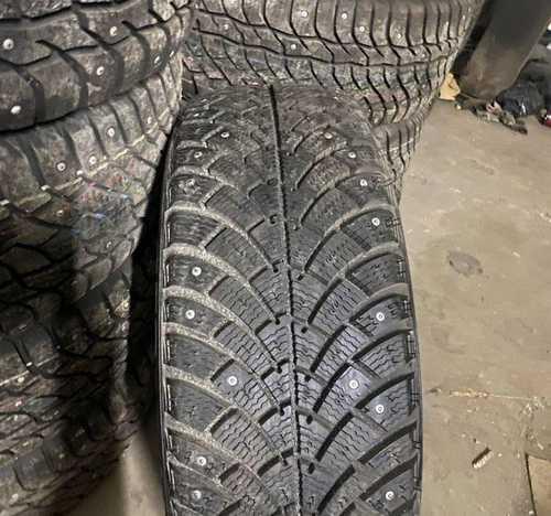 Bfgoodrich G-Force Stud 205/60 R16 96Q