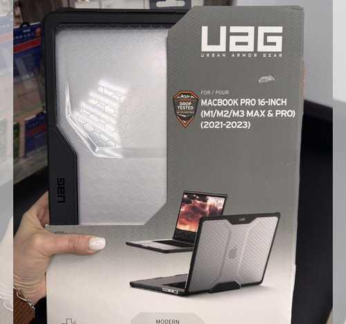 Чехол UAG Plyo для MacBook Pro 16"