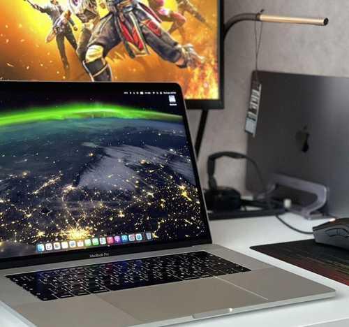 Macbook Pro 15 2018 i7 16gb