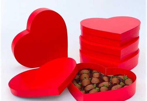 Коробка сердце для клубники в шоколаде