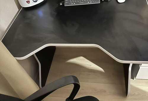 Компьютерный стол + стул
