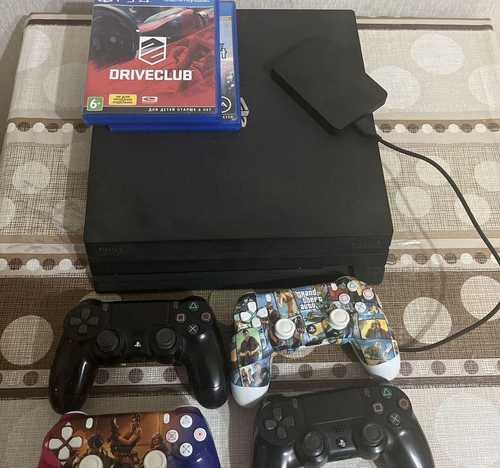 Продам Sony PlayStation 4 pro