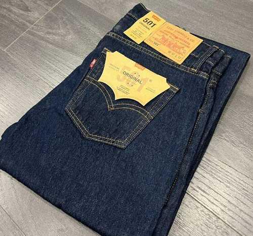 Джинсы из сырого денима Levis 501