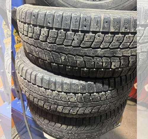 Dunlop SP Winter Ice02 225/60 R16