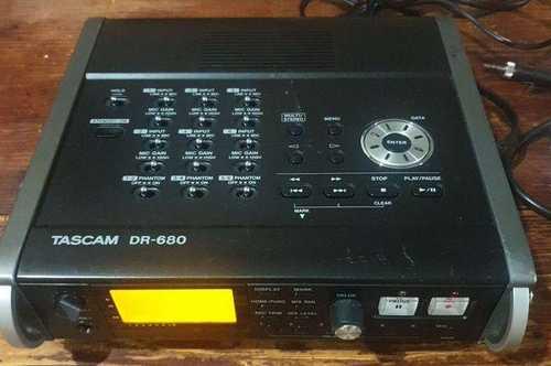 Рекордер tascam dr-680