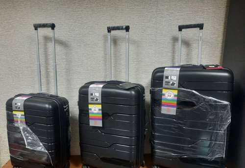 Чемоданы из полипропилена Impreza новые