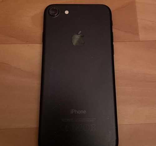 iPhone 7, 32 ГБ