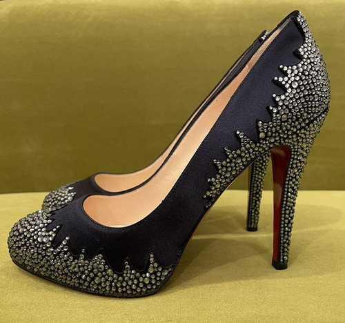 Туфли Christian Louboutin