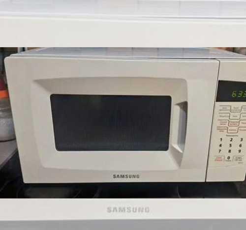 Микроволновая печь Samsung MW63FR